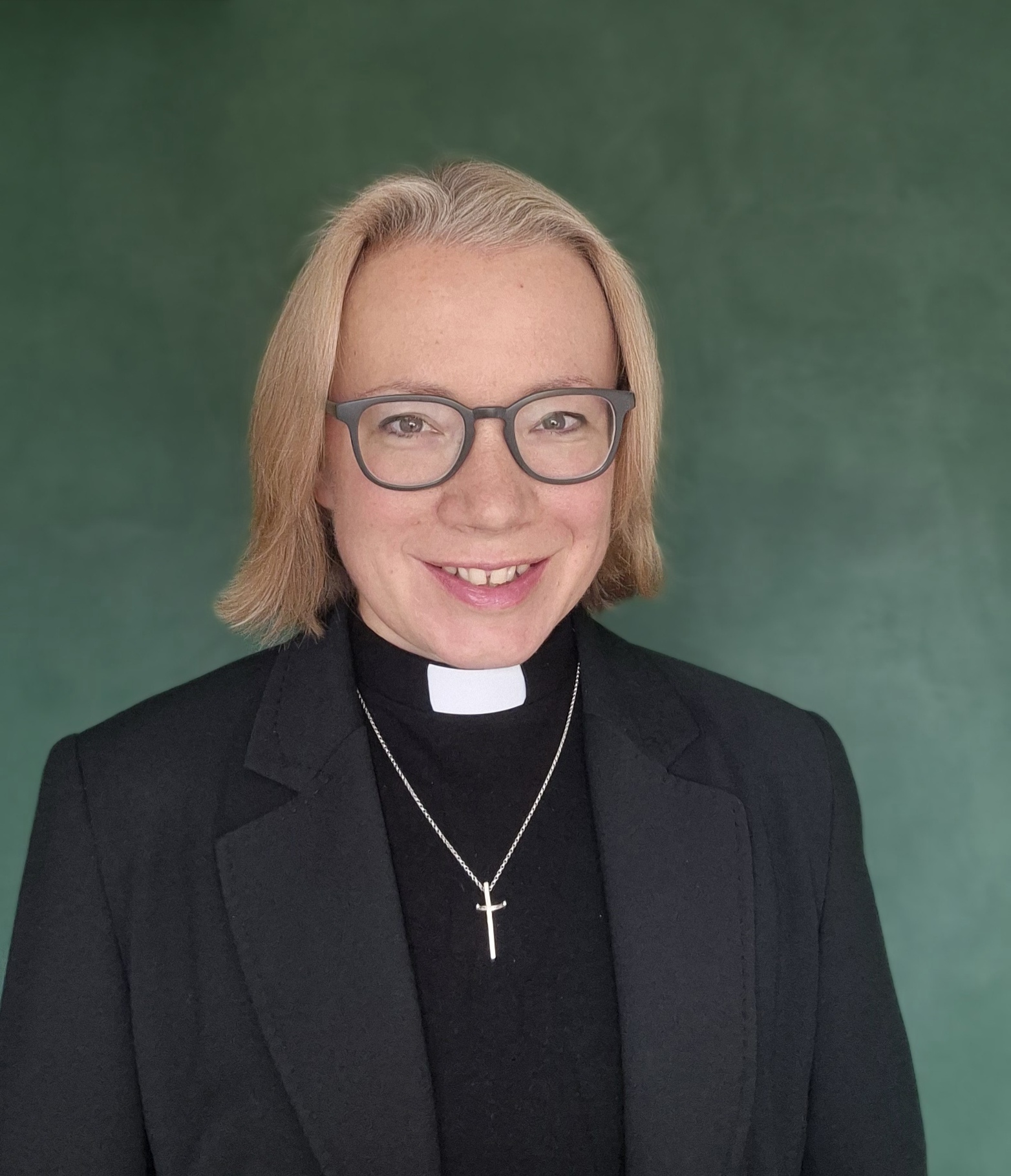 The Revd Catherine Cleghorn Appointed Cathedral Succentor | Christ ...